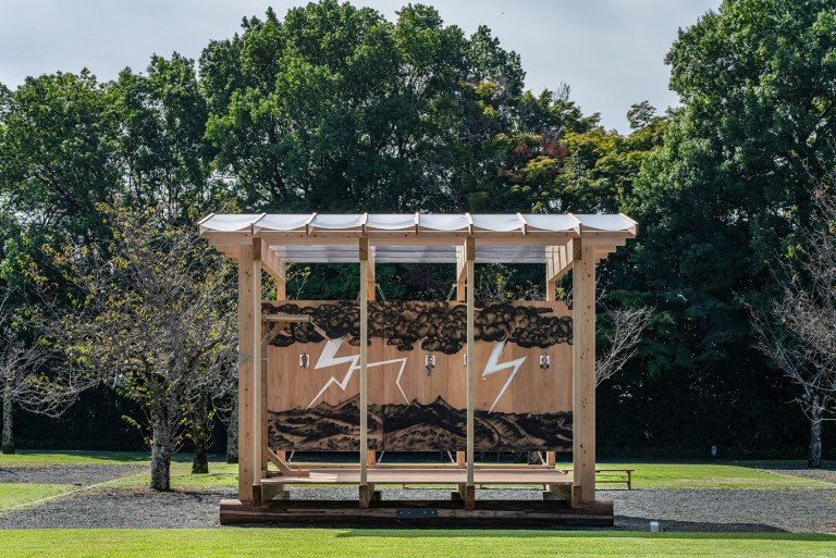 hut F | dot architects